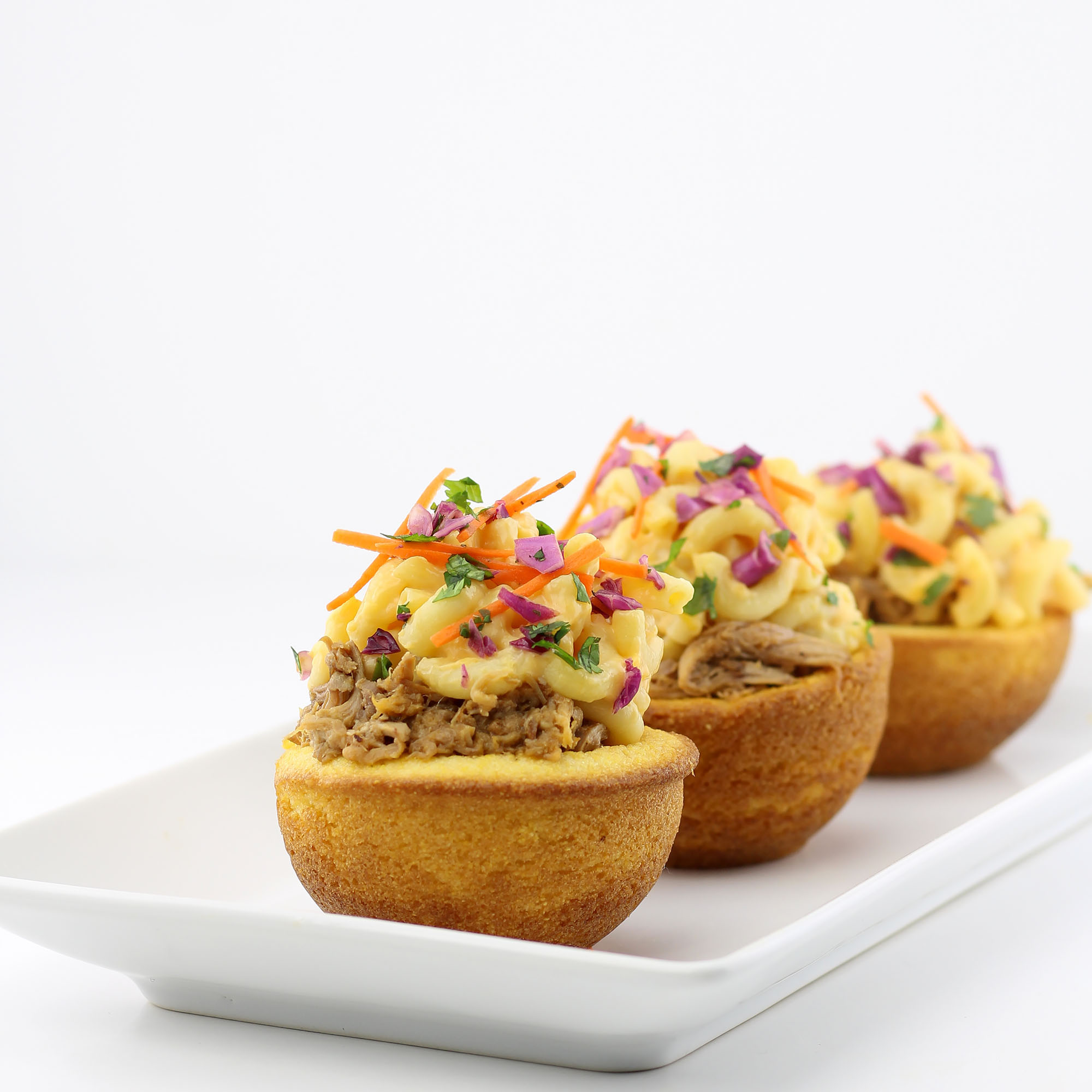 Pulled Pork, Mac & Cheese & Red Cabbage Slaw in Edible Cornbread Bowls ...